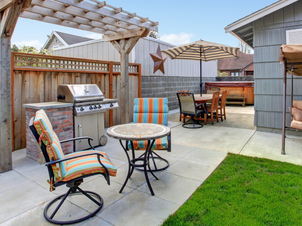 The Best Outdoor Furniture Materials And Fabrics | Seeff Blog